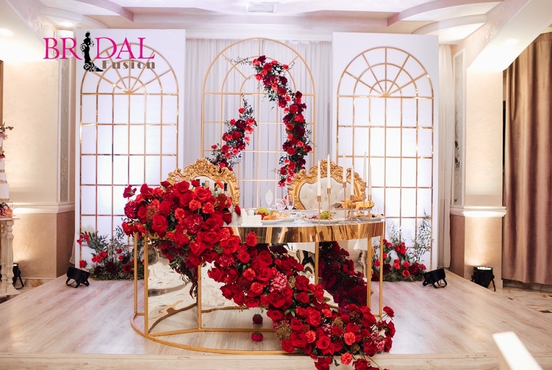 30 Impressive Wedding Decor Ideas To Fall In Love With | BridalFusion