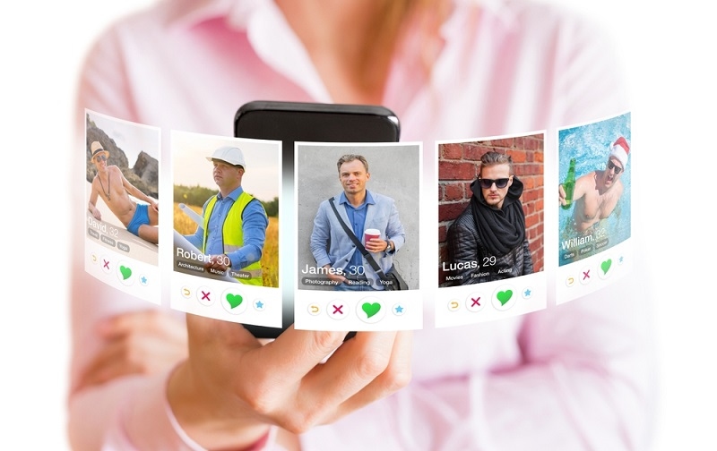 10 Short Dating Profile Examples & Why They’re Successful