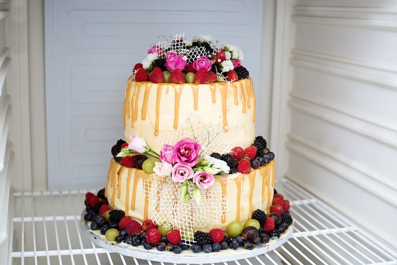 How To Freeze Your Wedding Cake? Here's All You Need To Know