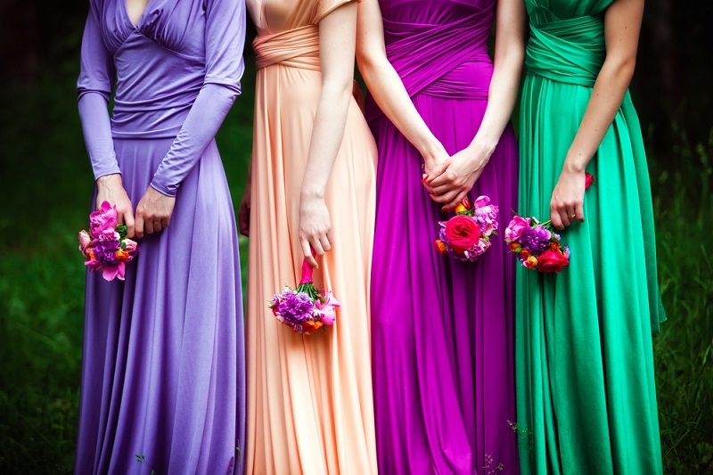 How to Pick Wedding Colors for Season, Theme & Venue