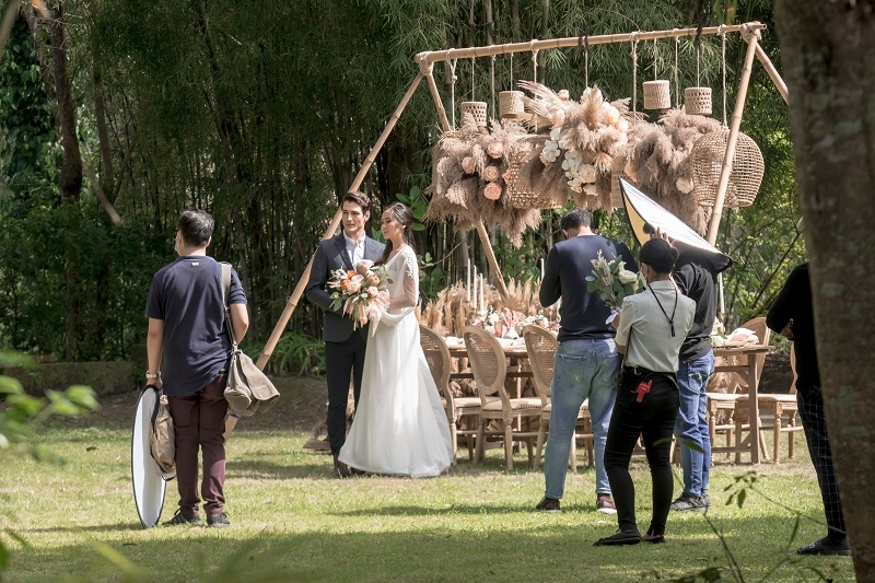 Cinematic Vs Traditional Wedding Videography Best Choice